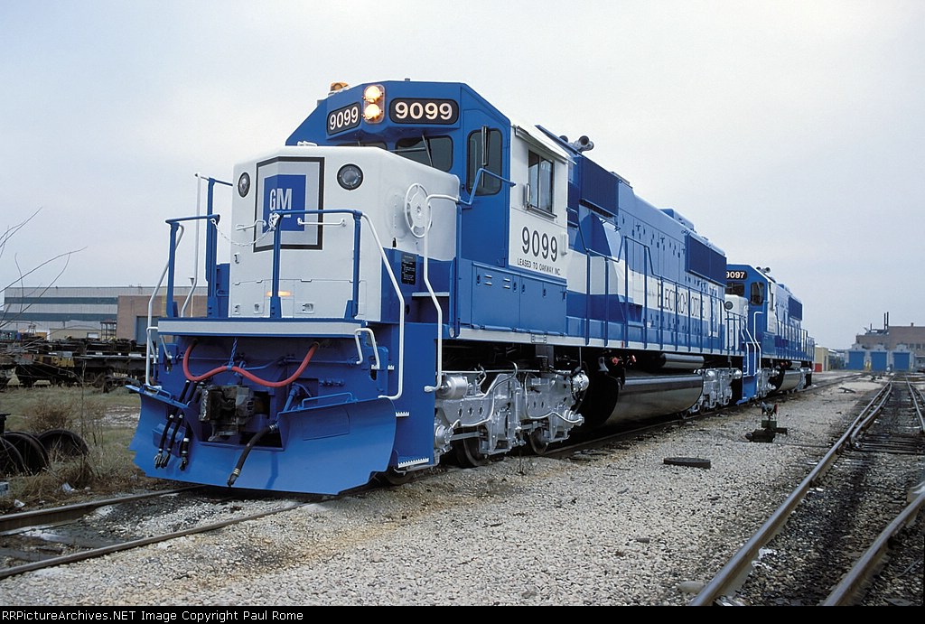 EMDX 9099 -9097, Oakway Lease units, New at the EMD Plant